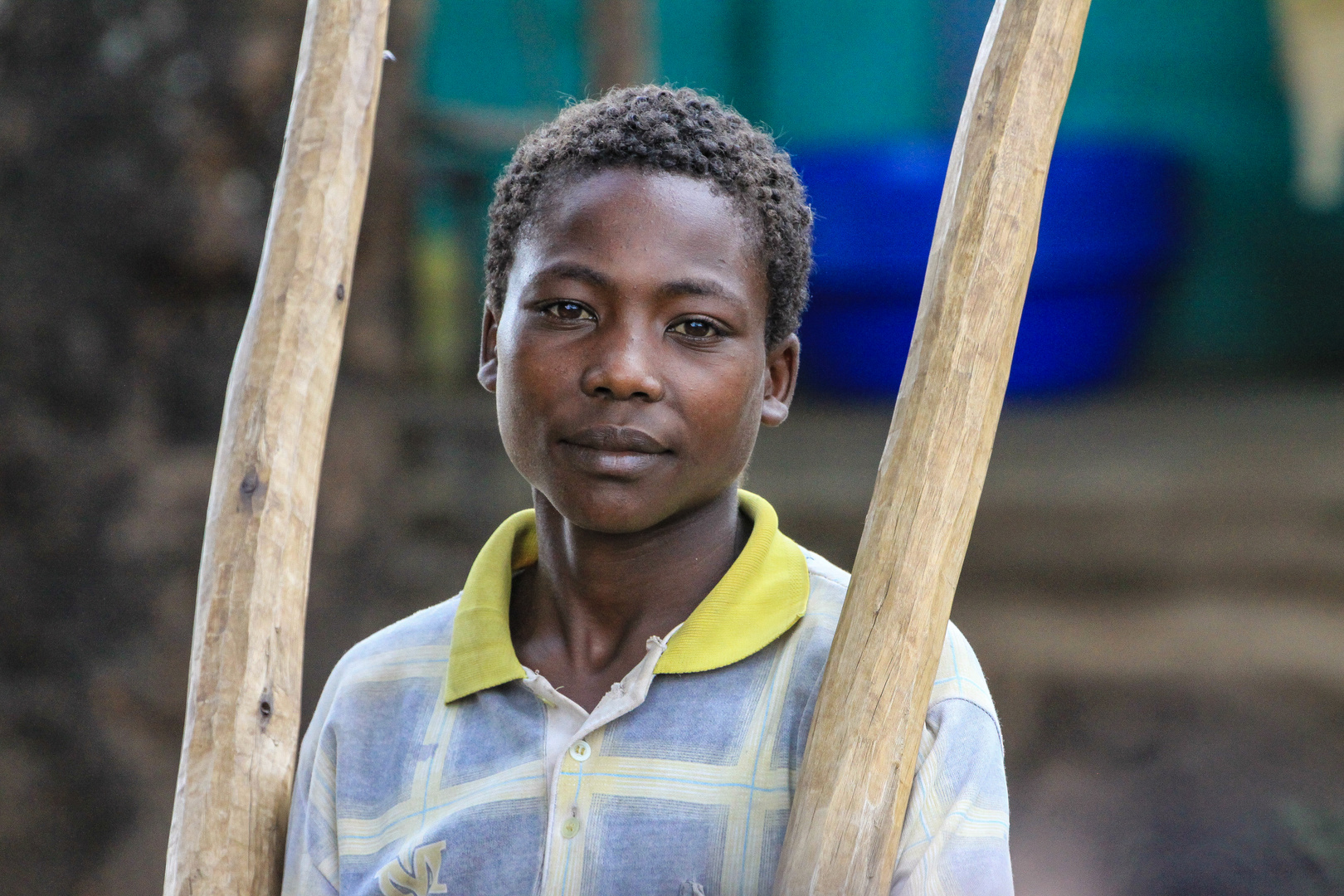 Knabe... Foto & Bild | street, outdoor, portrait Bilder auf fotocommunity