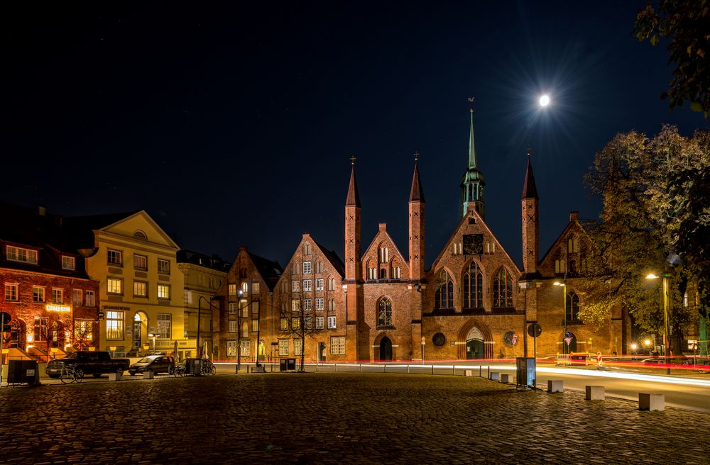 Koberg Foto & Bild | nacht, licht, lübeck Bilder auf fotocommunity