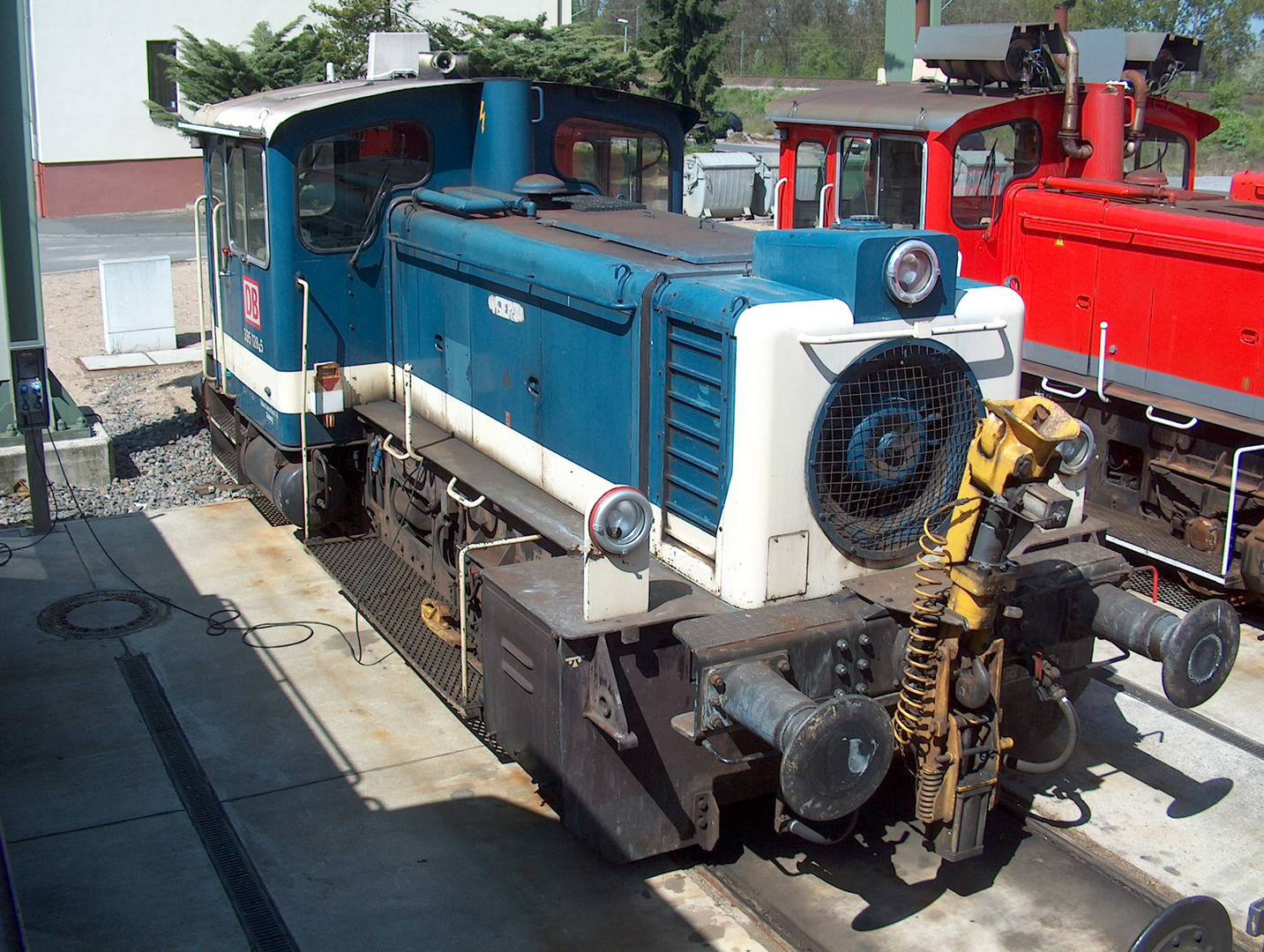 Köf III 335 128-5 in Köln Gremberg Foto & Bild | dampf-, diesel- und e ...