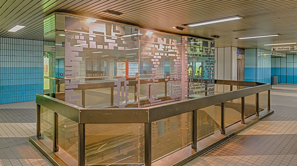 Köln, Linie U15, Station 'Rudolfplatz' Foto & Bild | architektur ...