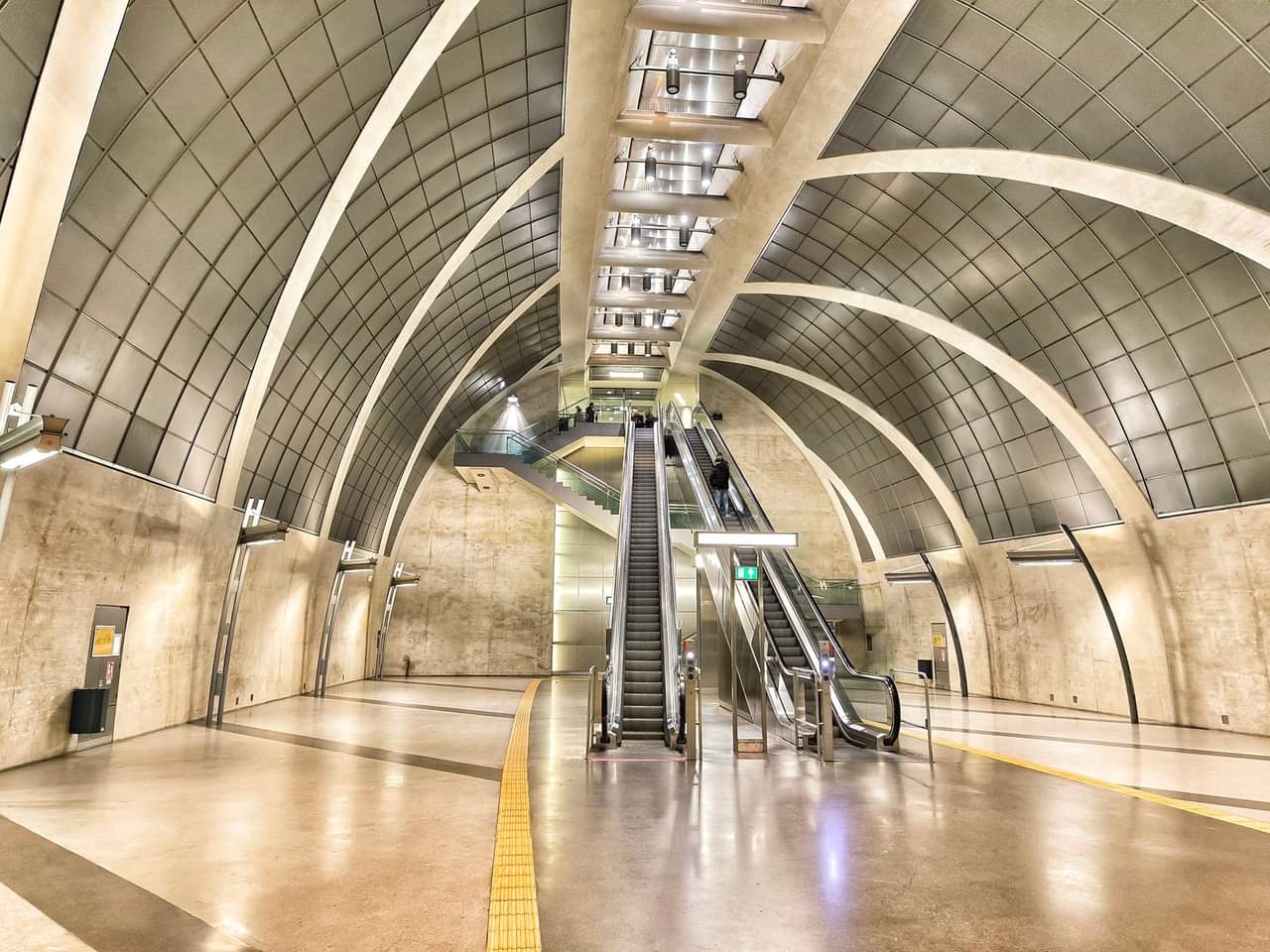 Köln - U-Bahn-Station "Heumarkt" Foto & Bild | fotos, köln, architektur ...