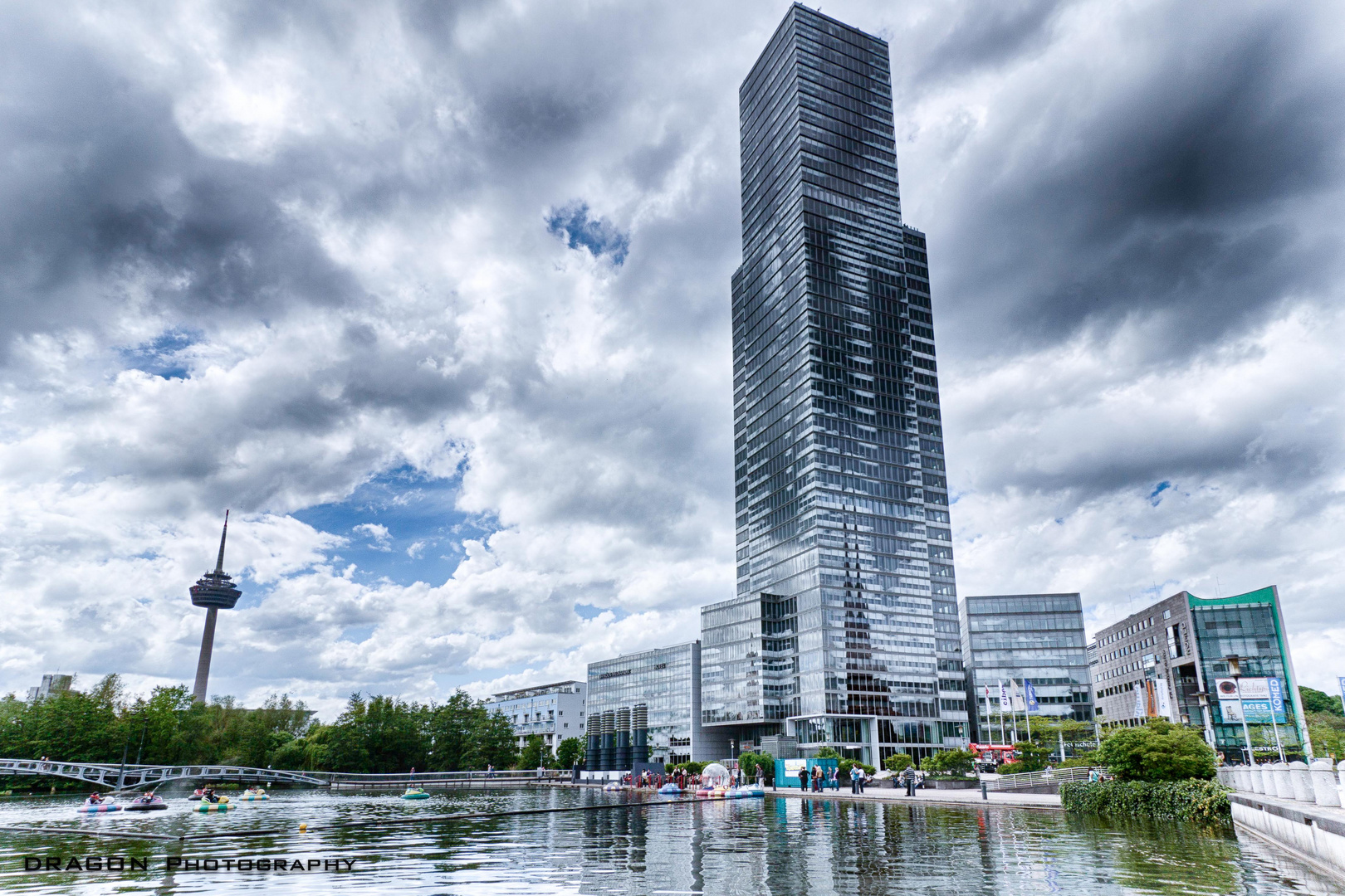 Kölnturm Mediapark Foto & Bild | architektur, köln - cologne, wasser ...