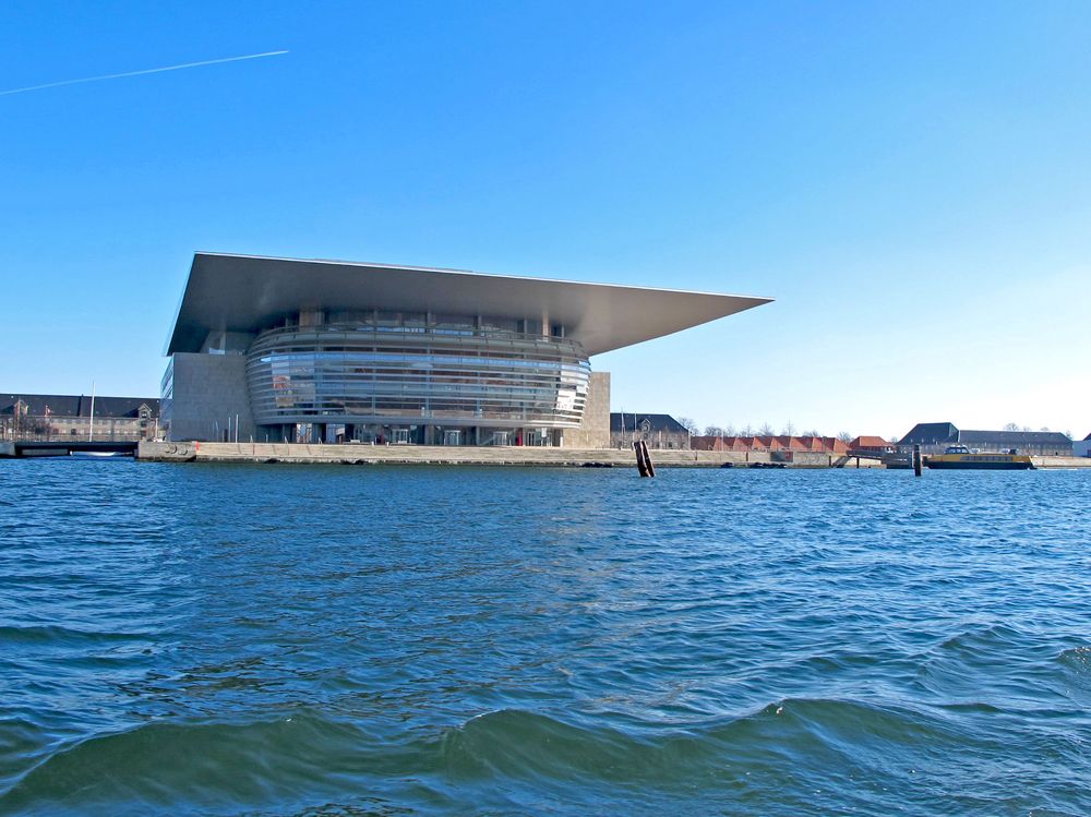 Königliche Oper auf der Insel Holmen von Kopenhagen Foto & Bild ...