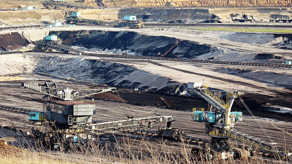 Kohleabbau im Tagebau Profen Foto & Bild | tagebau, energie, landschaft ...