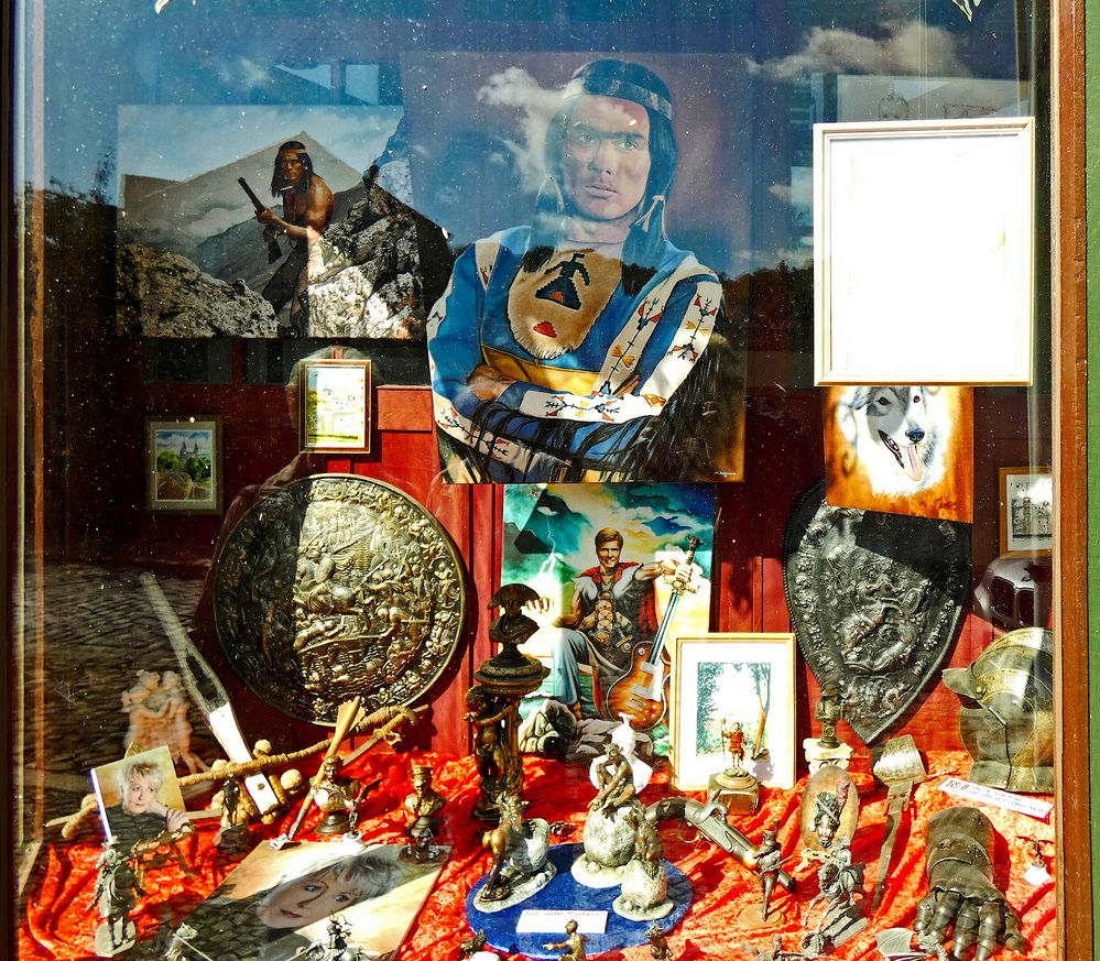 Komm wir spielen... Foto & Bild | harz, indianer, schaufenster Bilder ...