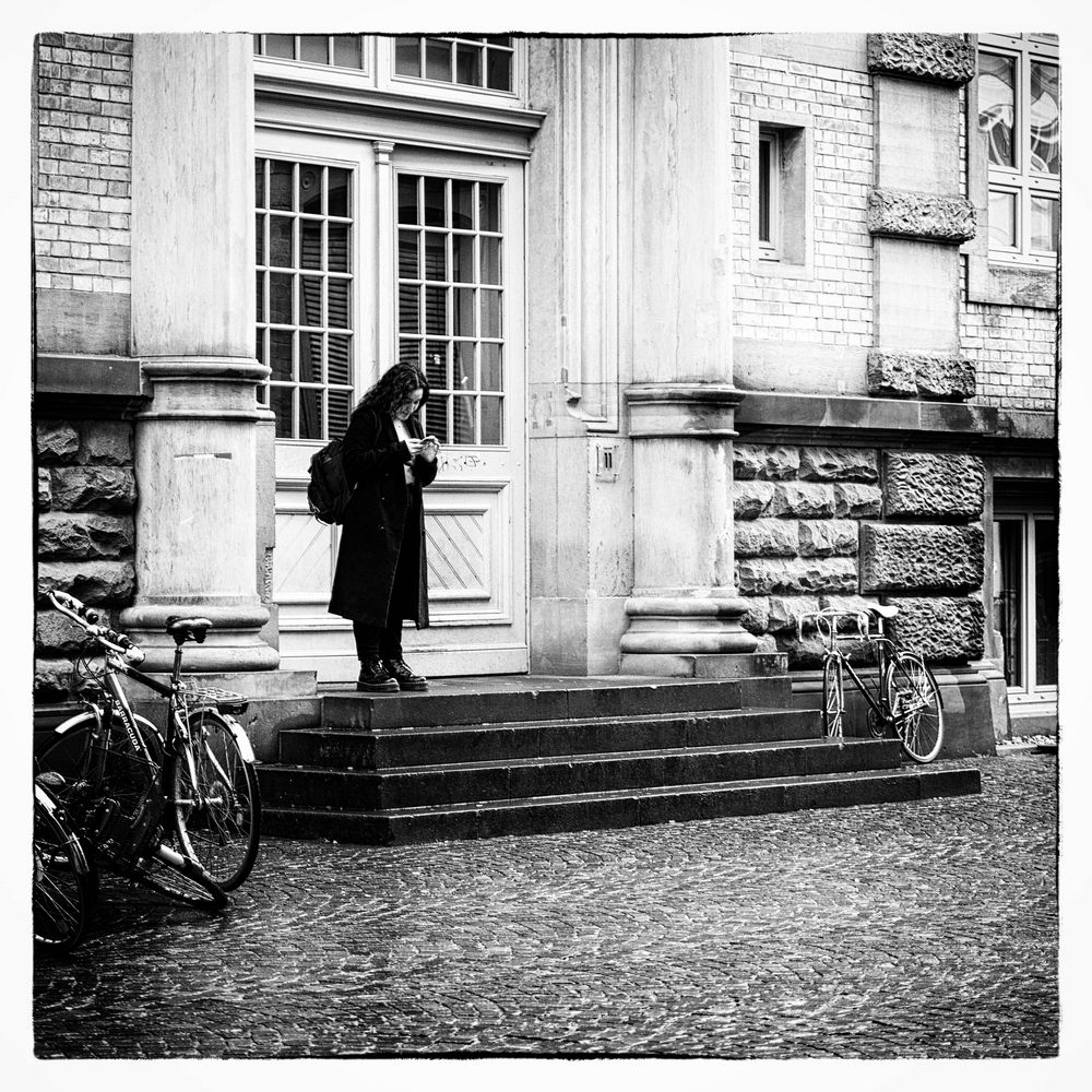 Kommunikation Foto & Bild | architektur, streetfotografie mit menschen, fotokunst Bilder auf ...