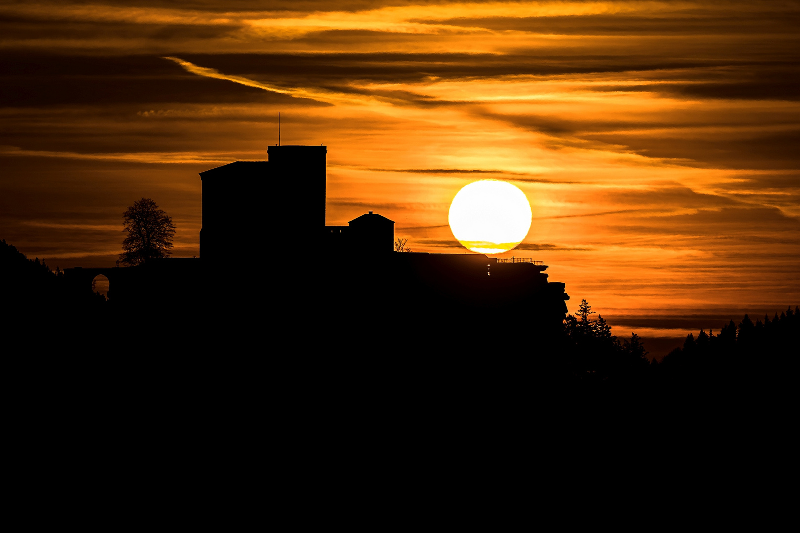 Kontraste .... Foto & Bild | world, sonnenaufgang, wolken Bilder auf ...