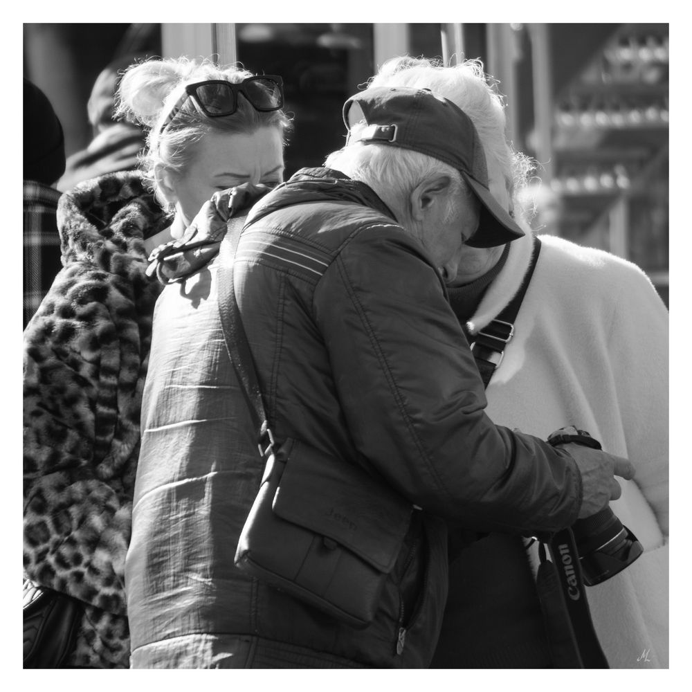 Kontrolle Foto & Bild | erwachsene menschen, streetfotografie mit menschen, kommunikation ...