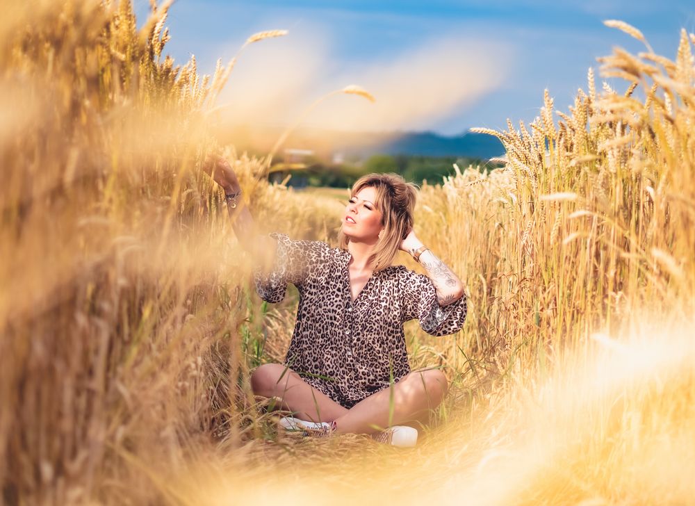 Kornfeld Foto & Bild | erwachsene menschen, portraits erwachsener, natur Bilder auf fotocommunity