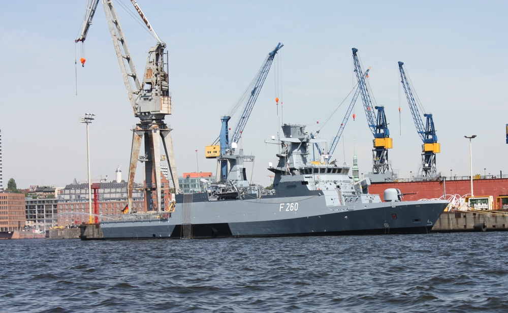 Korvette Braunschweig F260 Foto & Bild | hamburg, hafen, industrie ...