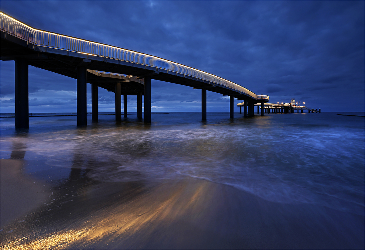 Koserow @ Night Foto & Bild | architektur, deutschland, europe Bilder ...