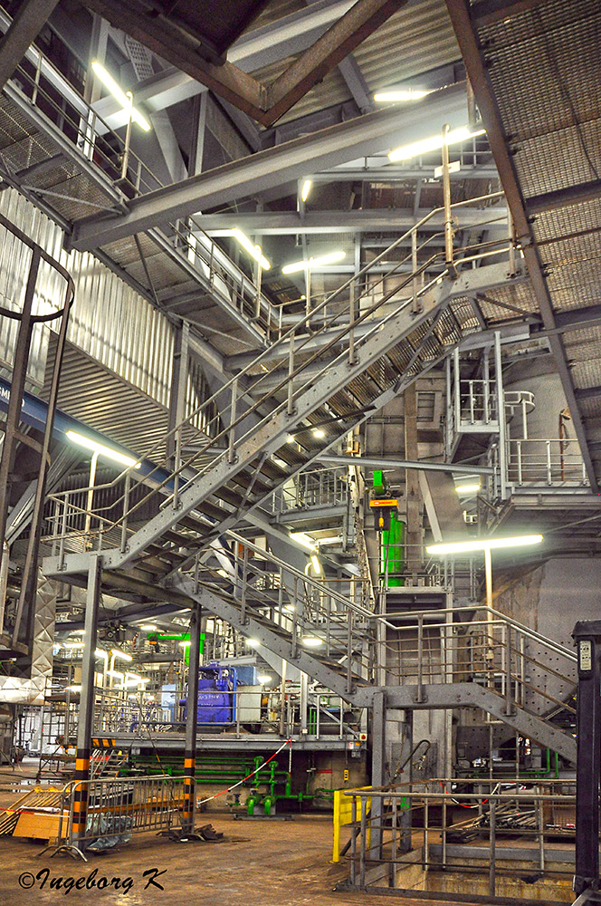 Kraftwerk Niederaußem - Kesselhaus Foto & Bild | industrie und technik ...