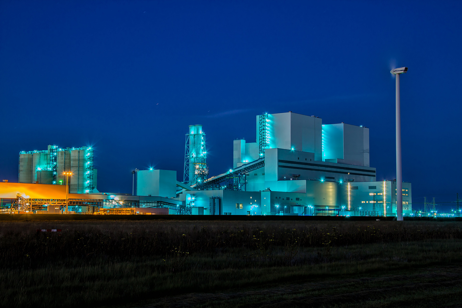 Kraftwerk RWE Eemshaven Foto & Bild | industrie und technik, industrie ...