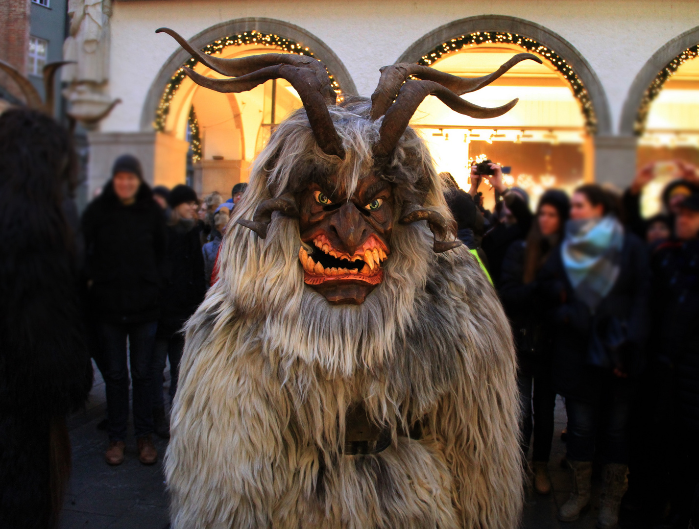 Krampuslauf München Foto & Bild | münchen, dezember, bayern Bilder auf ...