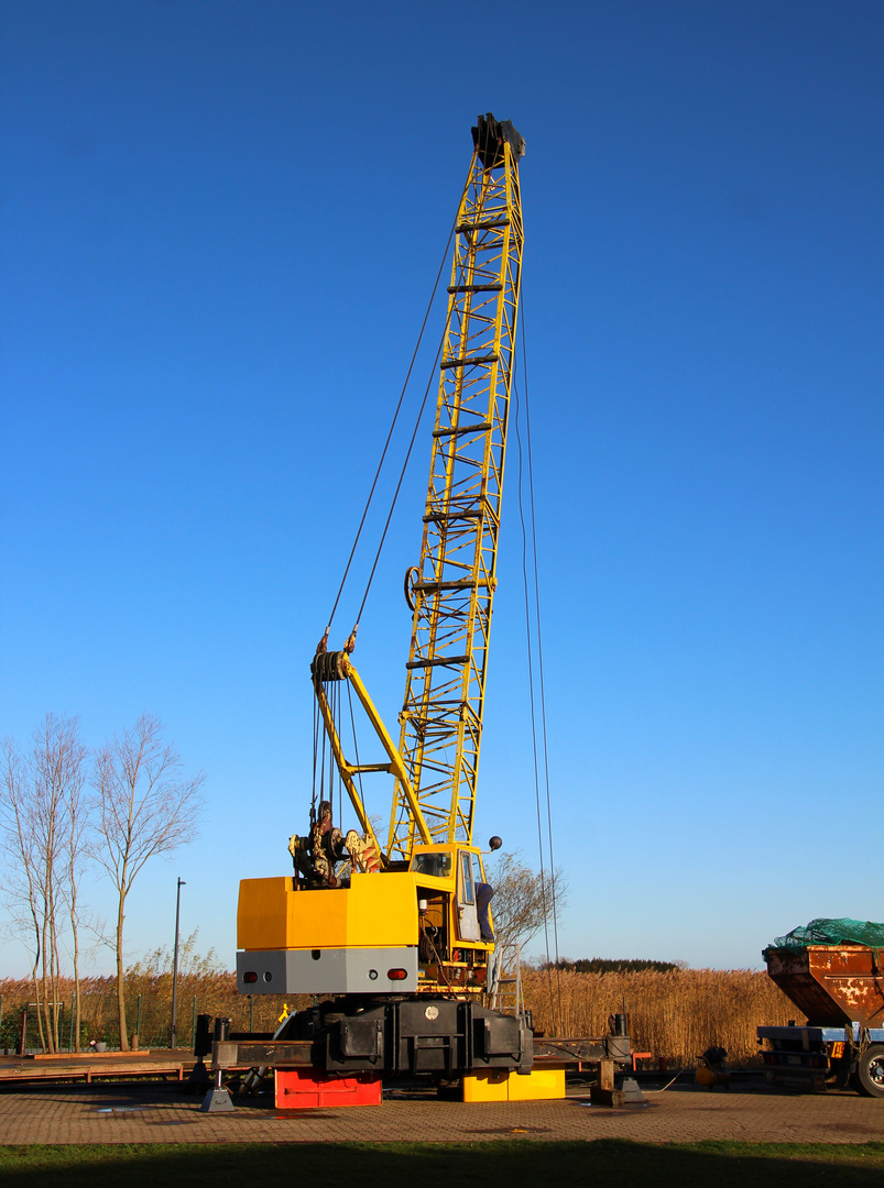 Kran ... Foto & Bild | dokumentation, outdoor, bäume Bilder auf ...