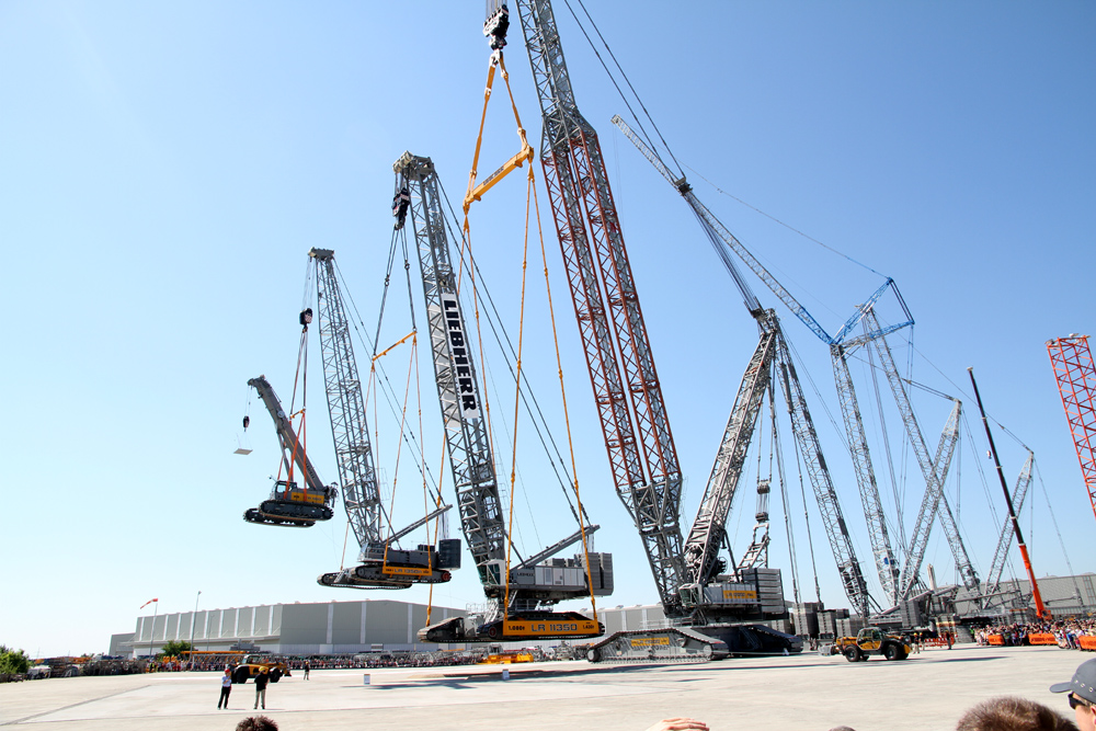 Kran-Mobile Foto & Bild | industrie und technik, industrie & landschaft ...