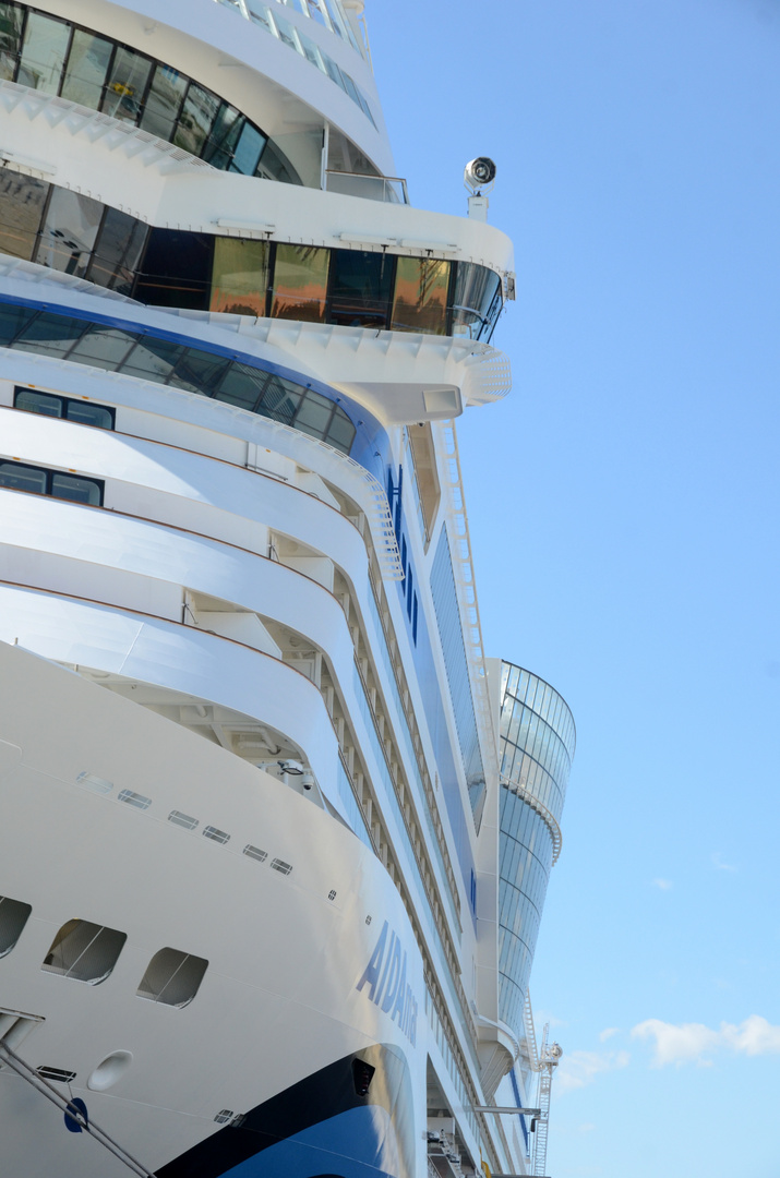 Kreuzfahrt Aida Mar Foto & Bild | schiffe und seewege, motorschiffe ...