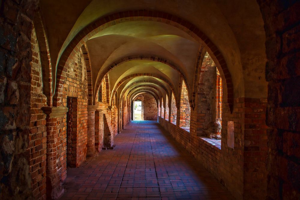 Kreuzgang in Kloster Jerichow Foto & Bild | architektur, deutschland, europe Bilder auf ...