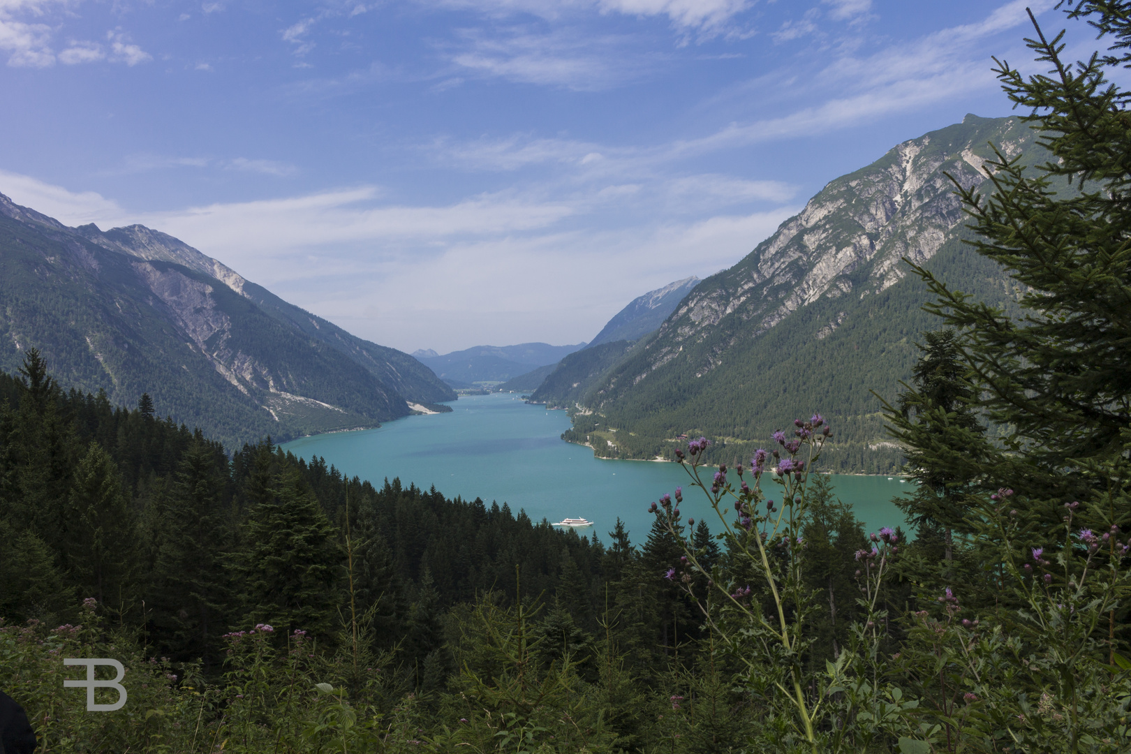 Kristallklarer blauer Alpensee! Foto & Bild | wasser, blau, natur ...