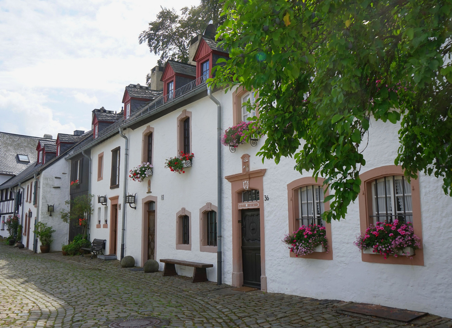 Kronenburg Foto & Bild | deutschland, europe, nordrhein- westfalen ...