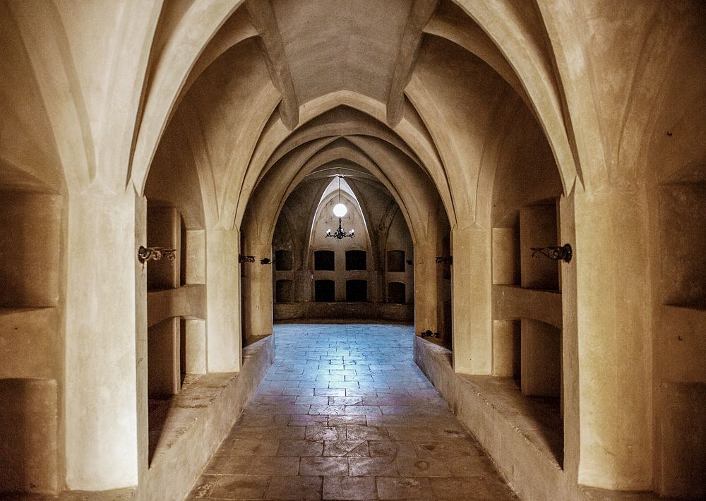 krypta... Foto & Bild | nikon, kirche, schloss Bilder auf fotocommunity