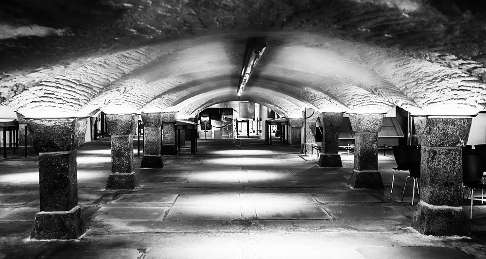 Krypta Foto & Bild | architektur, sakralbauten, innenansichten kirchen Bilder auf fotocommunity