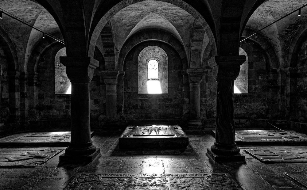 Krypta des Doms von Lund Foto & Bild | architektur, europe, scandinavia ...