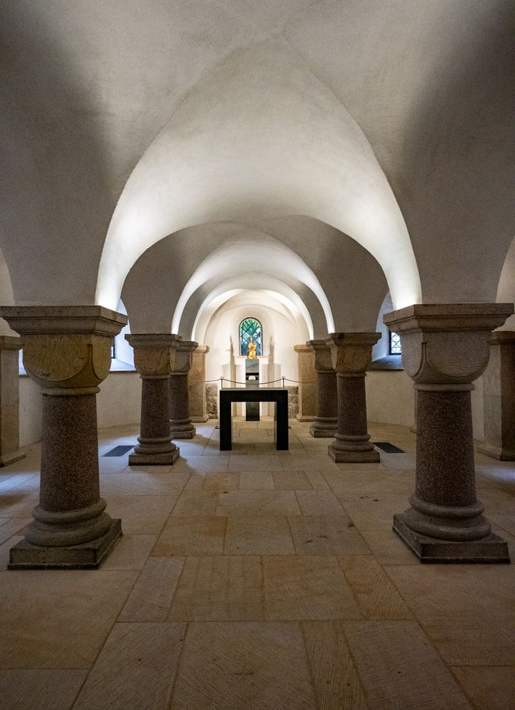 Krypta Foto & Bild | architektur, sakralbauten, innenansichten kirchen Bilder auf fotocommunity