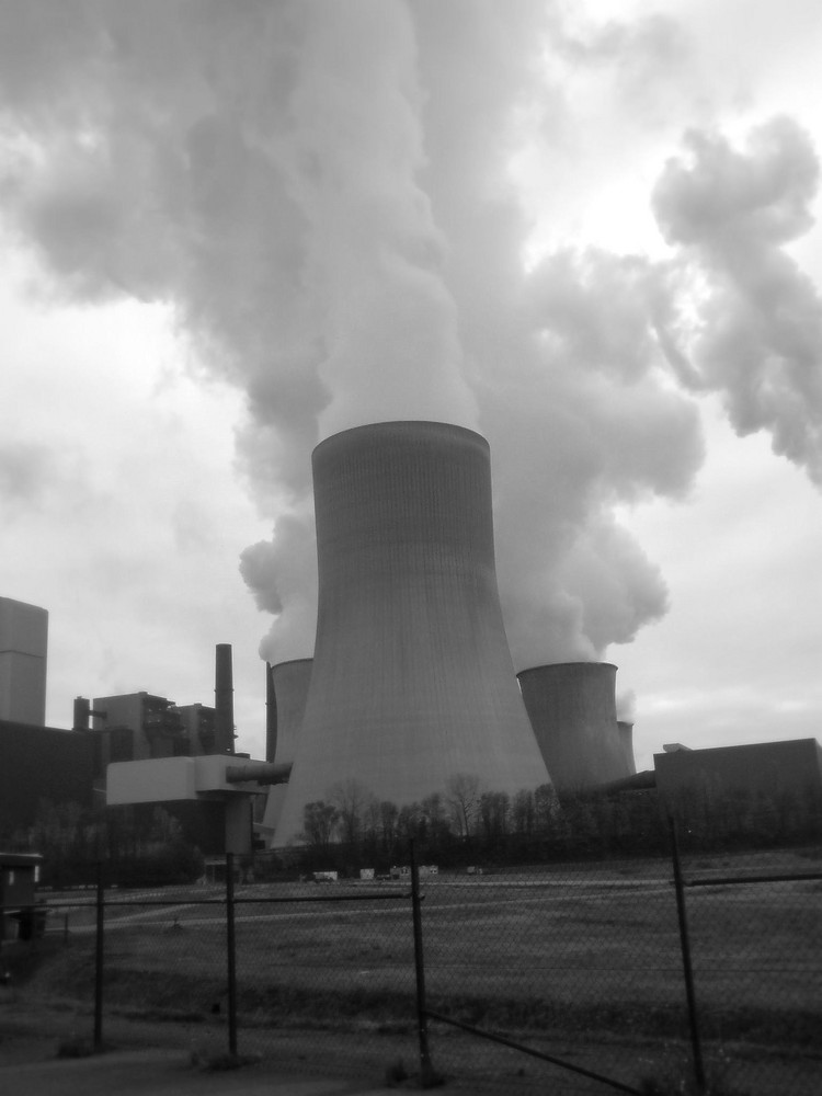 Kühlturm Kraftwerk Niederaußem Foto & Bild | industrie und technik ...