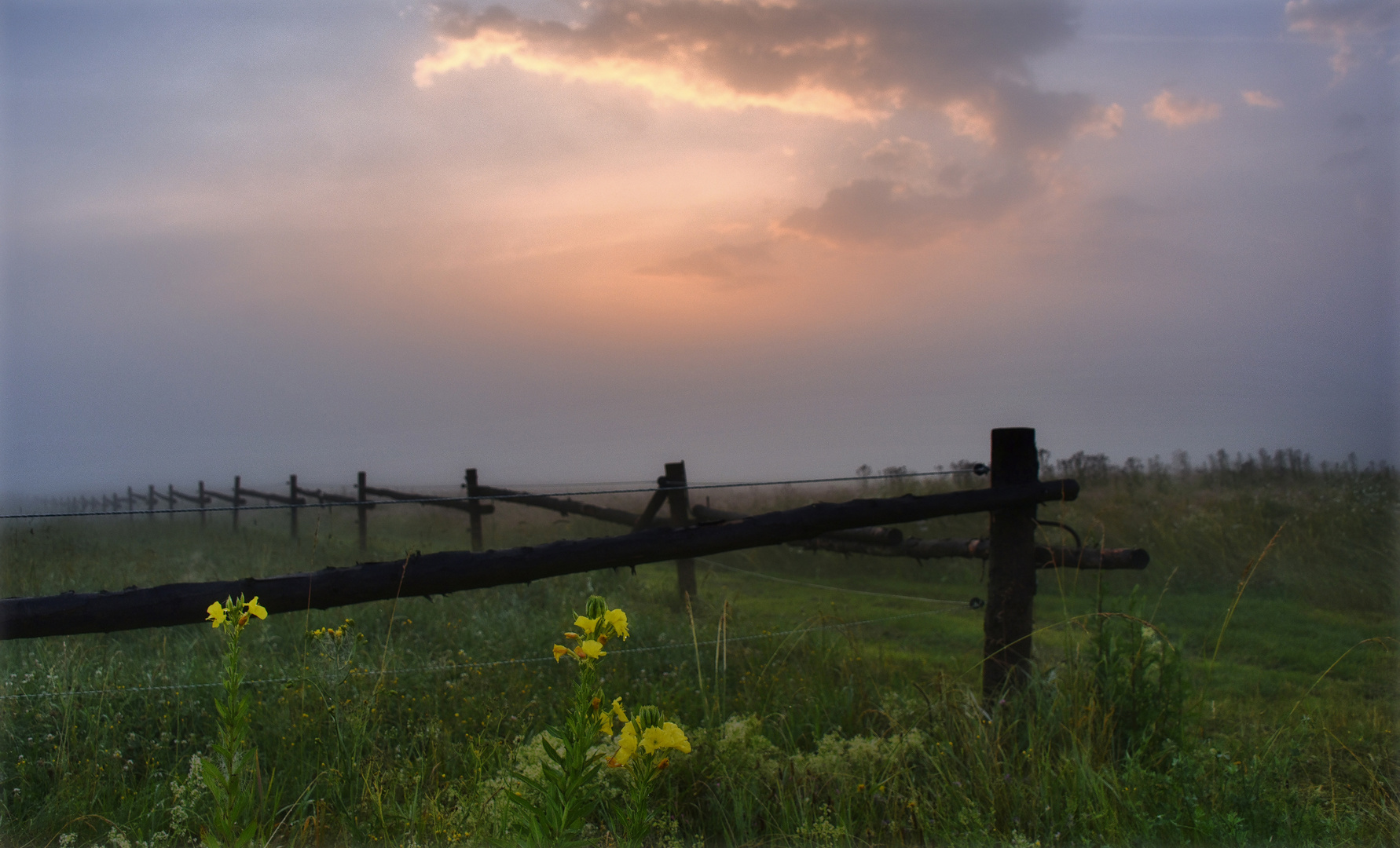 kurz vor Sonnenaufgang ... Foto & Bild | landschaft, sonnenaufgänge, himmel & universum Bilder ...