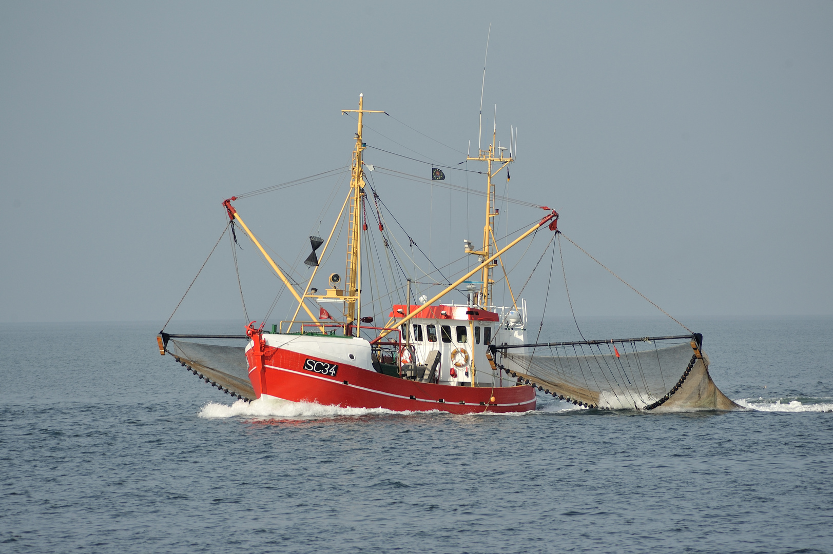 Kutter auf Fangfahrt Foto & Bild | deutschland, europe, schleswig ...