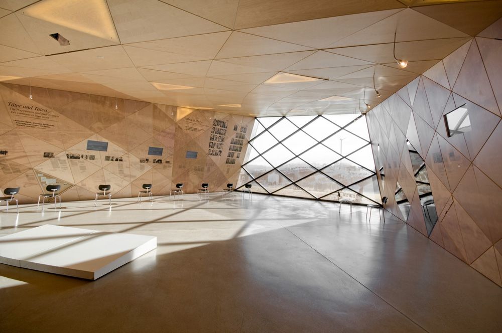 KZ-Gedenkstätte Dokumentationszentrum Hinzert, innen Foto & Bild ...