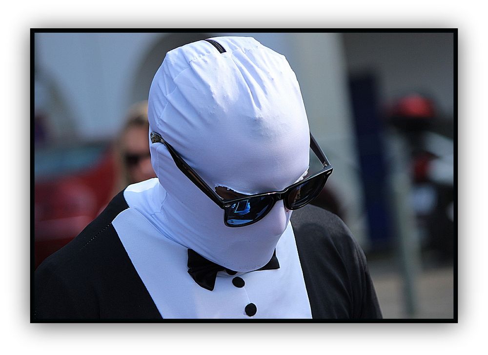 L Homme Invisible..-:)) photo et image | france, carnaval, personnes ...