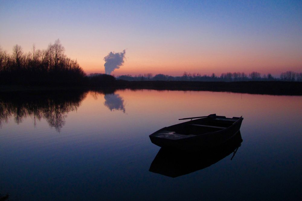 La barque photo et image | paysages, paysages de campagne, sunset étang ...