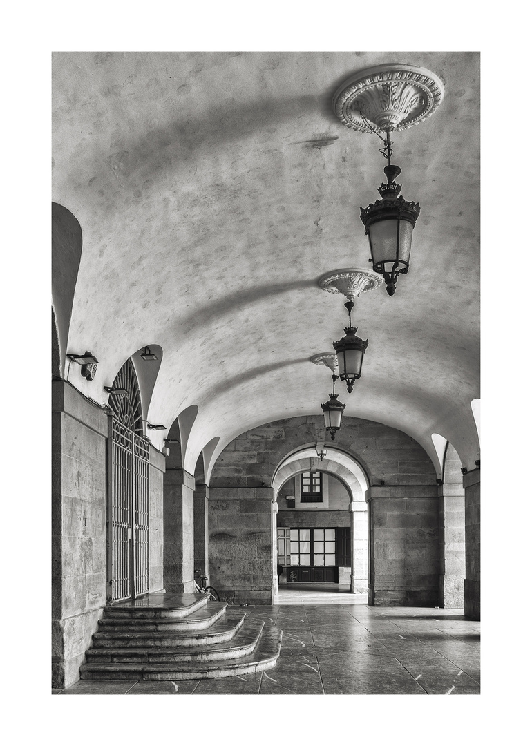 La "Consti" Imagen & Foto | arquitectura, edificio, edificios Fotos de ...