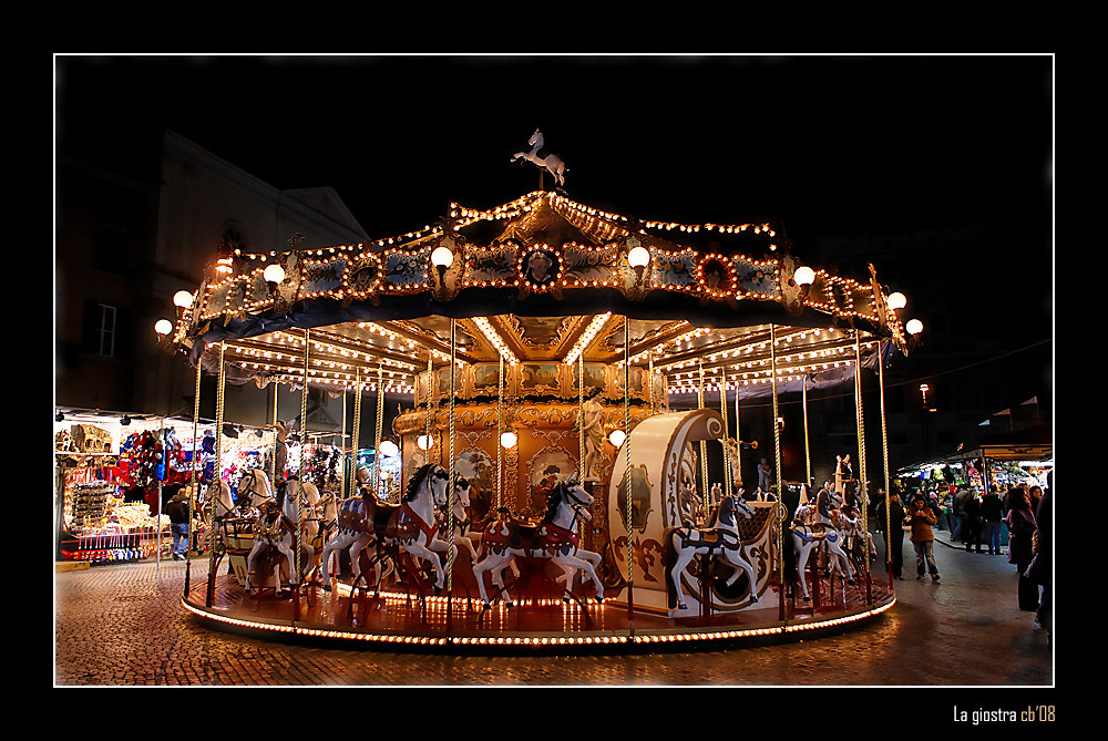 La giostra Foto % Immagini| europe, italy, vatican city, s marino, italy Foto su fotocommunity