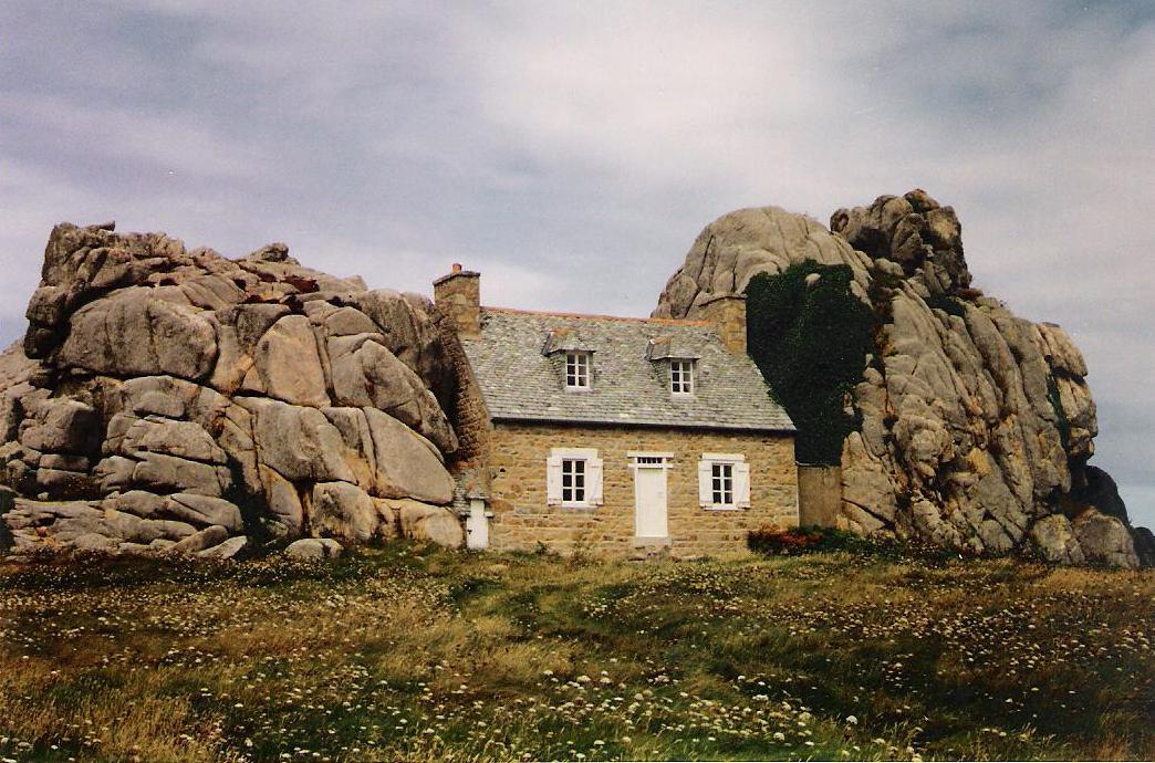 Maison Entre 2 Rochers Bretagne | Ventana Blog