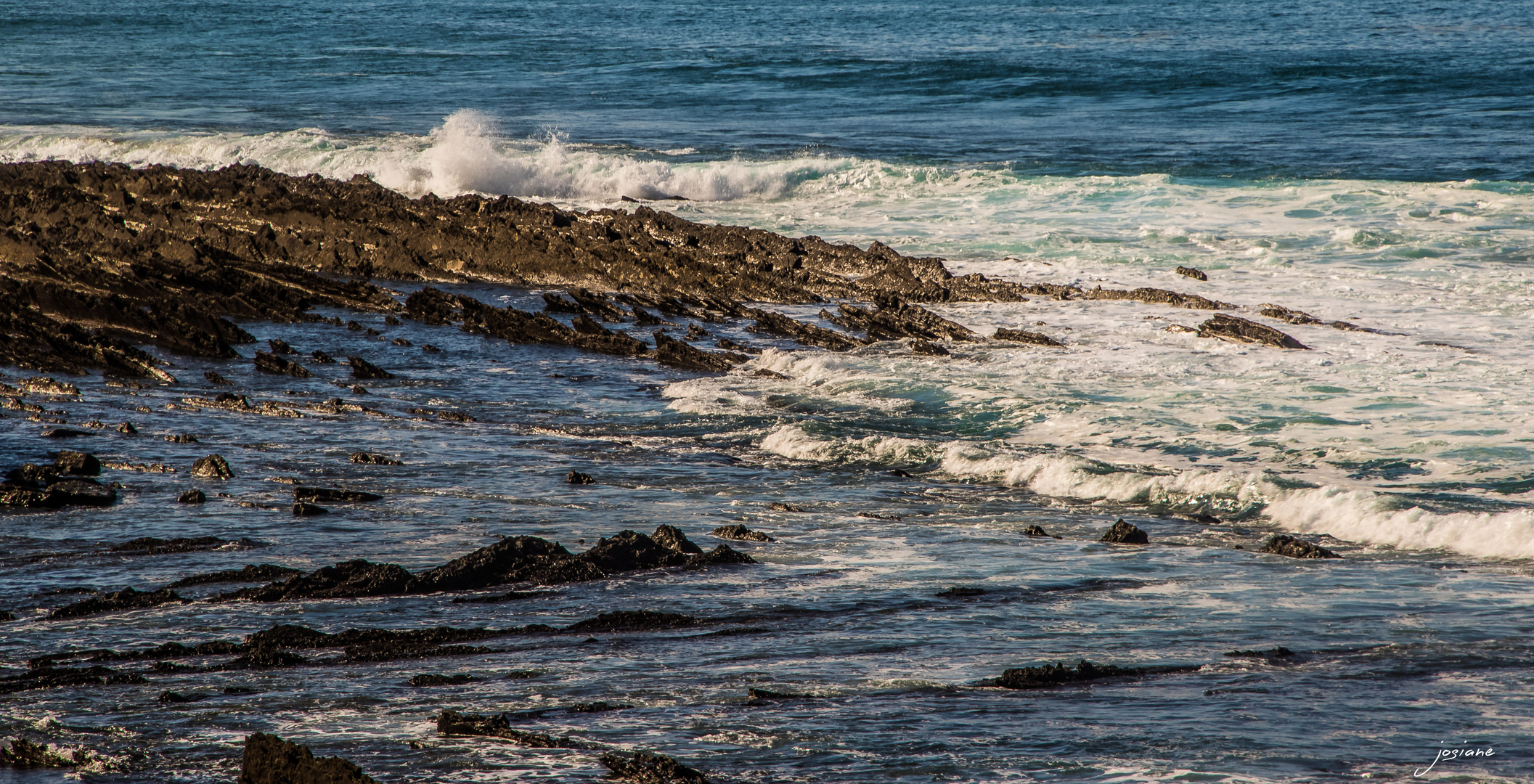 LA MER SUR LES ROCHERS photo et image | nature, vagues, mer Images ...