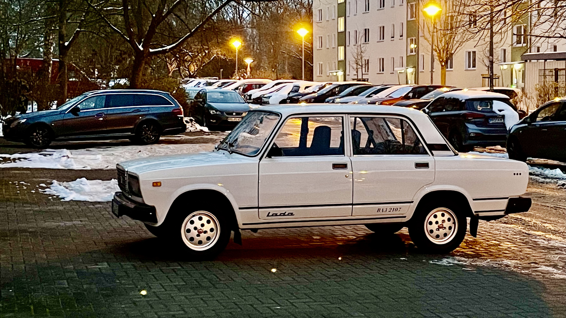 Lada 2107 Foto & Bild | fotos, oldtimer, deutschland Bilder auf ...