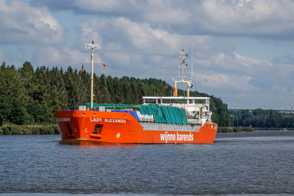 " LADY ALEXANDRA " ... Foto & Bild | burg, frachter, fahrzeuge Bilder ...