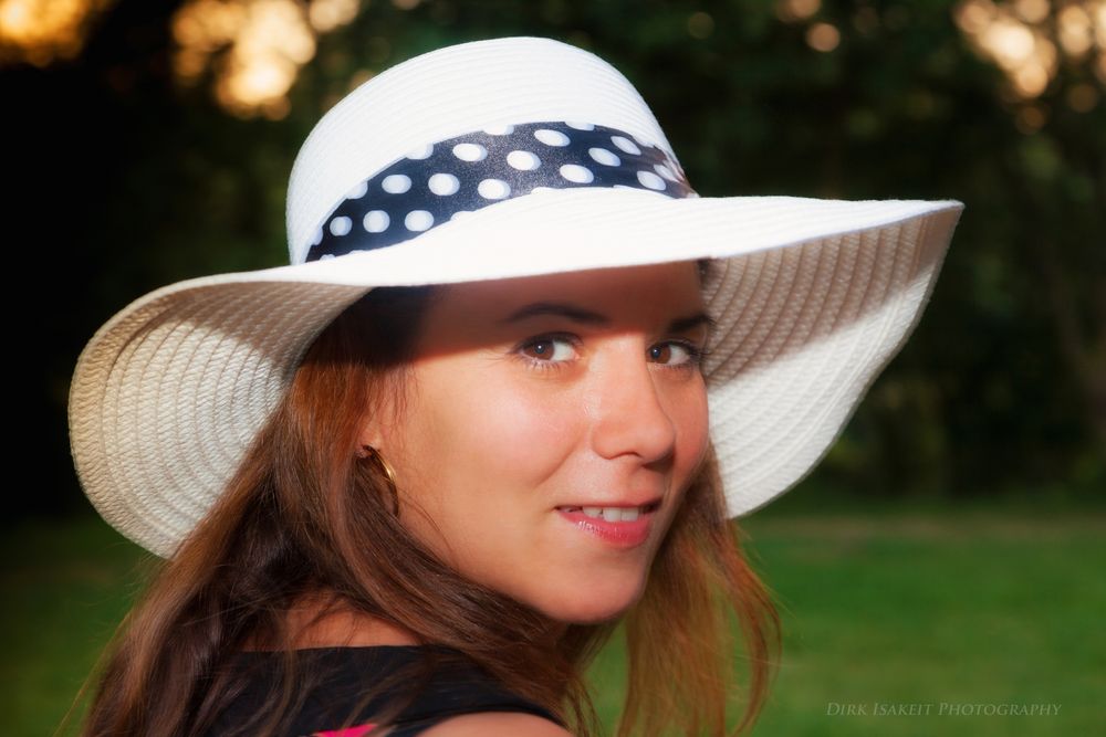 Lady mit Hut :-) Foto & Bild | portrait, portrait frauen, outdoor ...