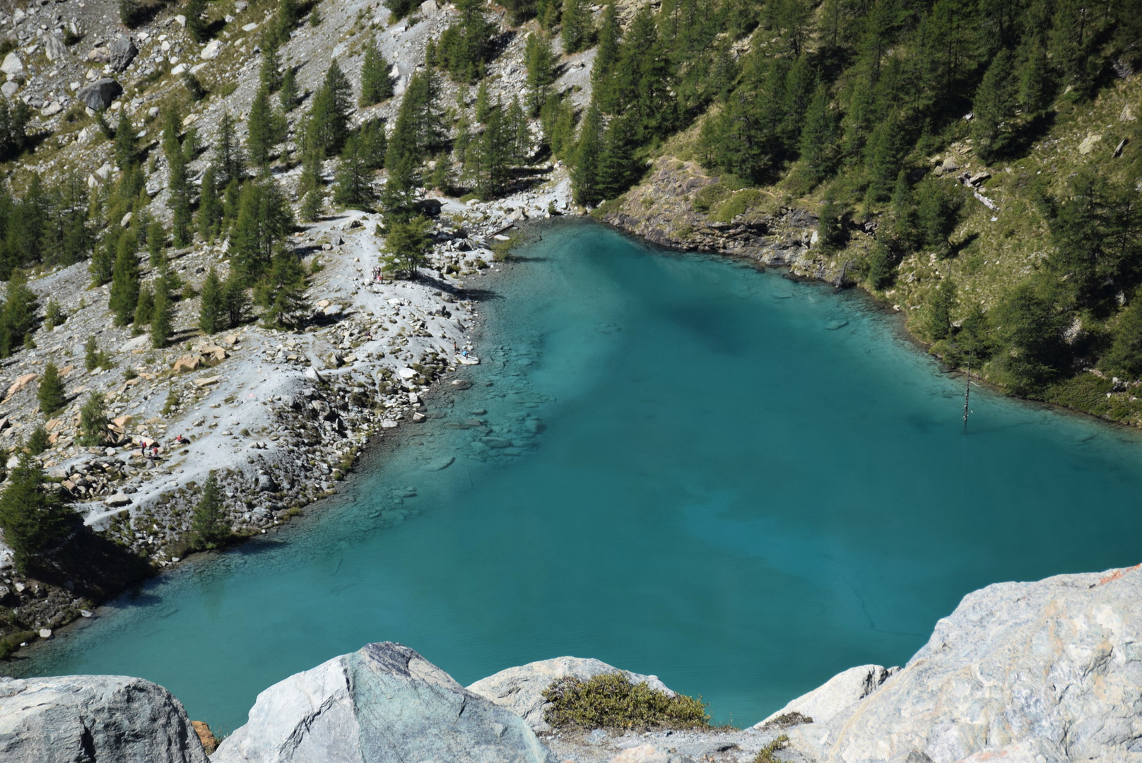 Lago blu Foto % Immagini| paesaggi, montagna, natura Foto su fotocommunity