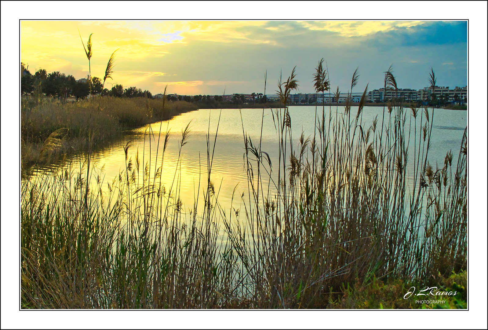 LAGO VICTORIA Imagen & Foto | paisajes, atardeceres y amaneceres ...