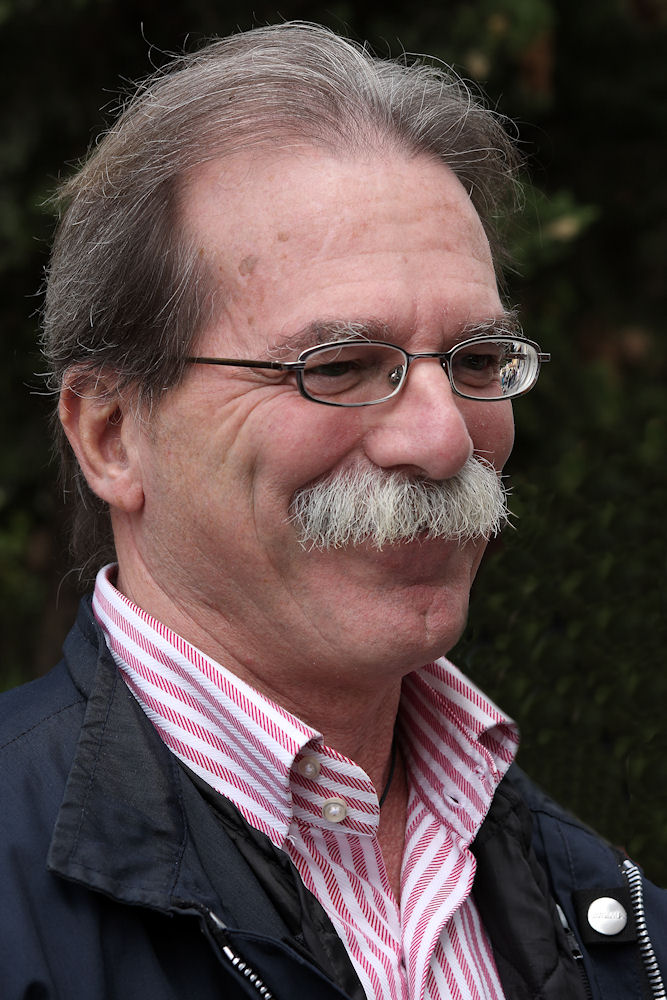 L'amico "baffo" Foto % Immagini| persone Foto su fotocommunity