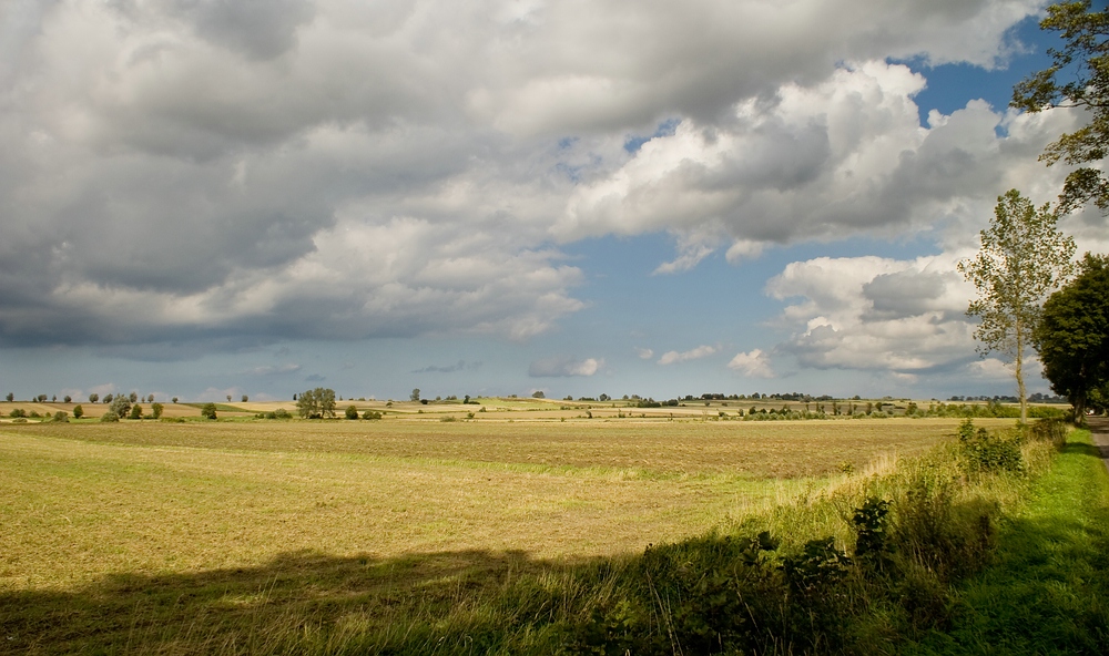 Landschaft in Hinterpommern Foto & Bild | landschaft, Äcker, felder ...