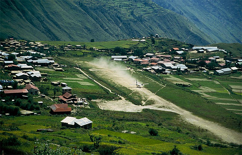 Landung in Simikot / District Humla. Foto & Bild | asia, nepal, south ...