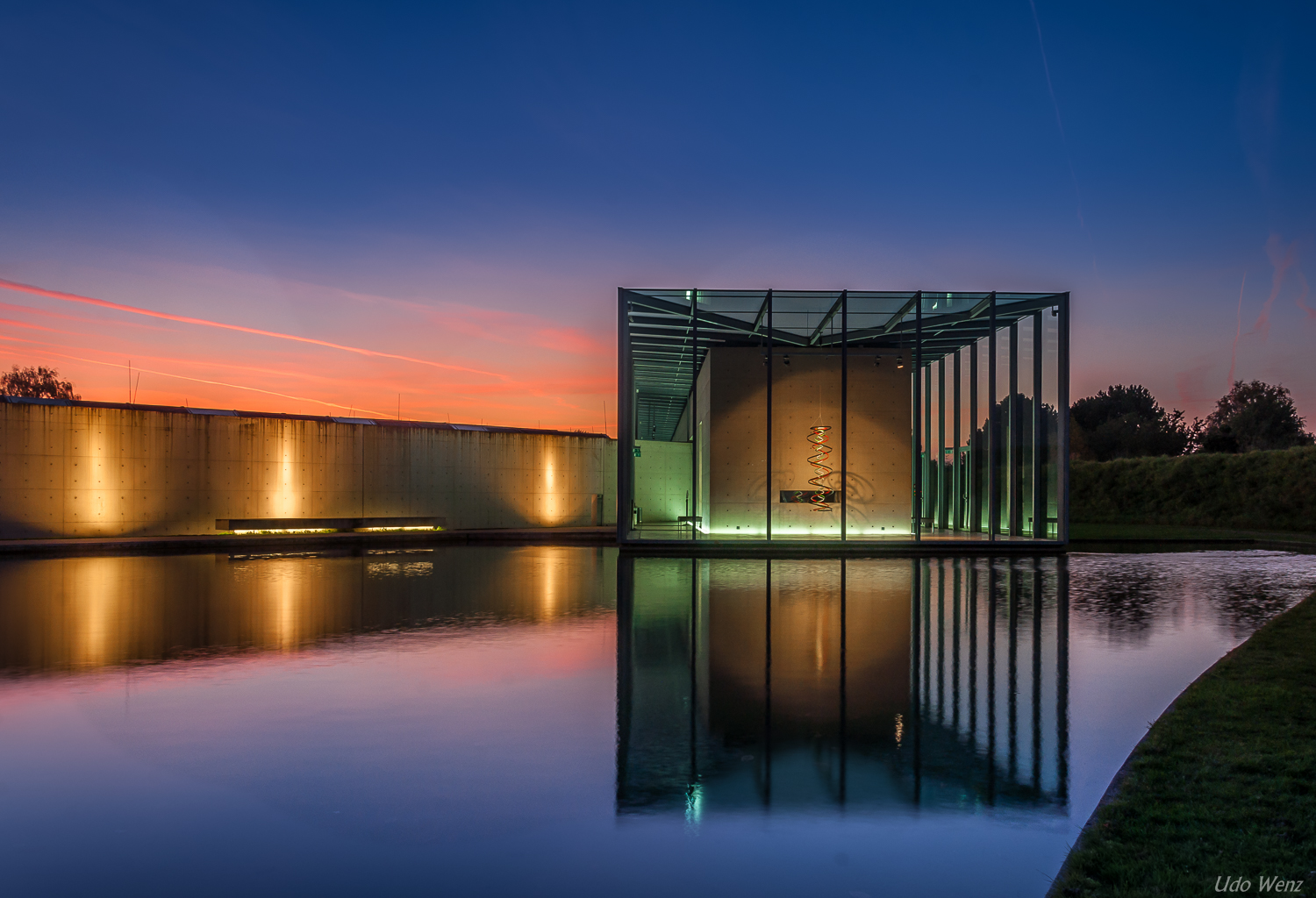 Langen Foundation Foto & Bild | architektur, architektur bei nacht, nrw ...