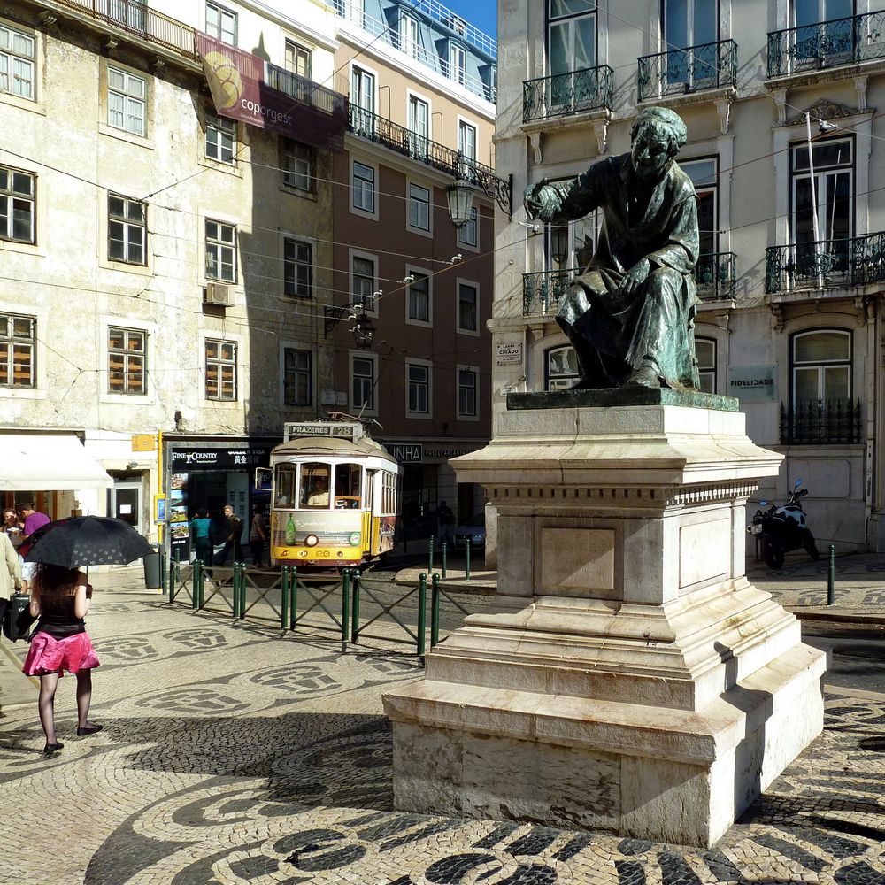 Largo do Chiado..- Lissabon Foto & Bild | world, denkmal, portugal ...