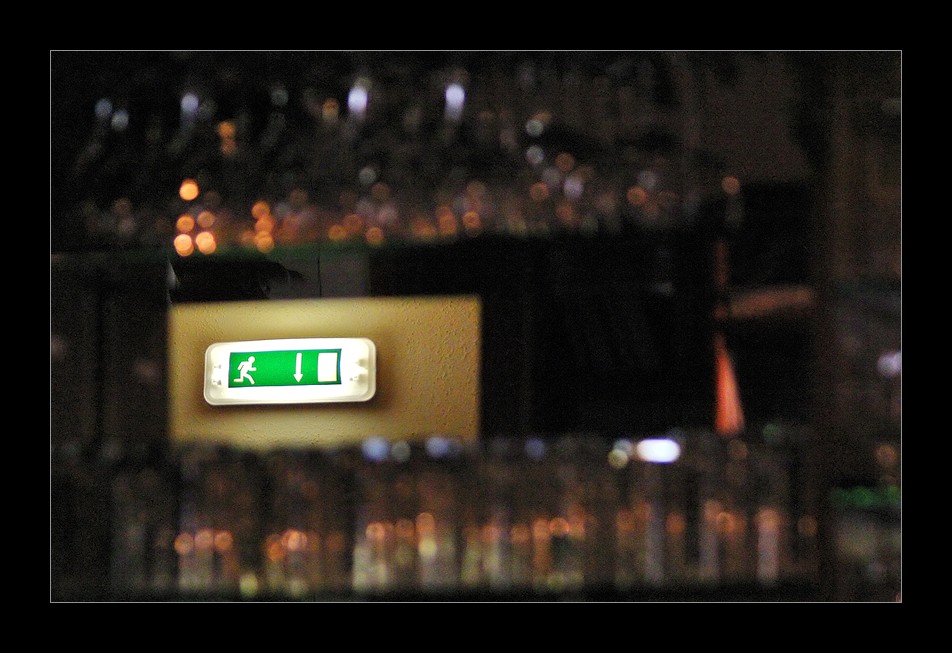 Last Exit Bar Mirror Foto & Bild | stillleben, food-fotografie ...