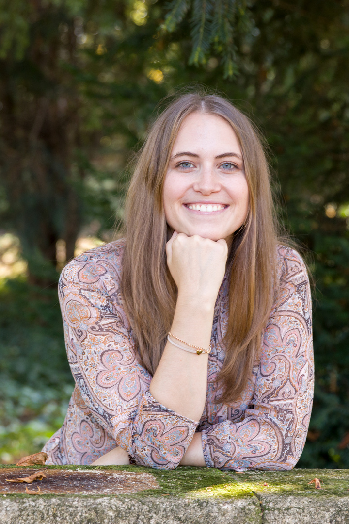 Laura Foto & Bild | modelle stellen sich vor, weibliche modelle ...